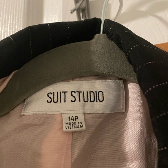 Suit Studio | Other | Women Suit Studio Size 4p Business Suit Clean No ...